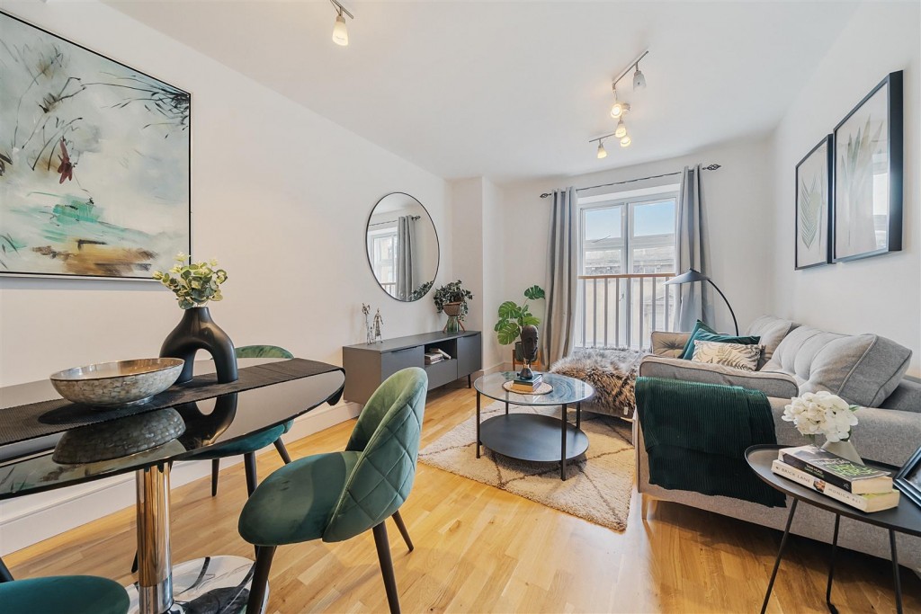 Tyndalls Park, Clifton, 3 bedroom, Flat - 33689899
