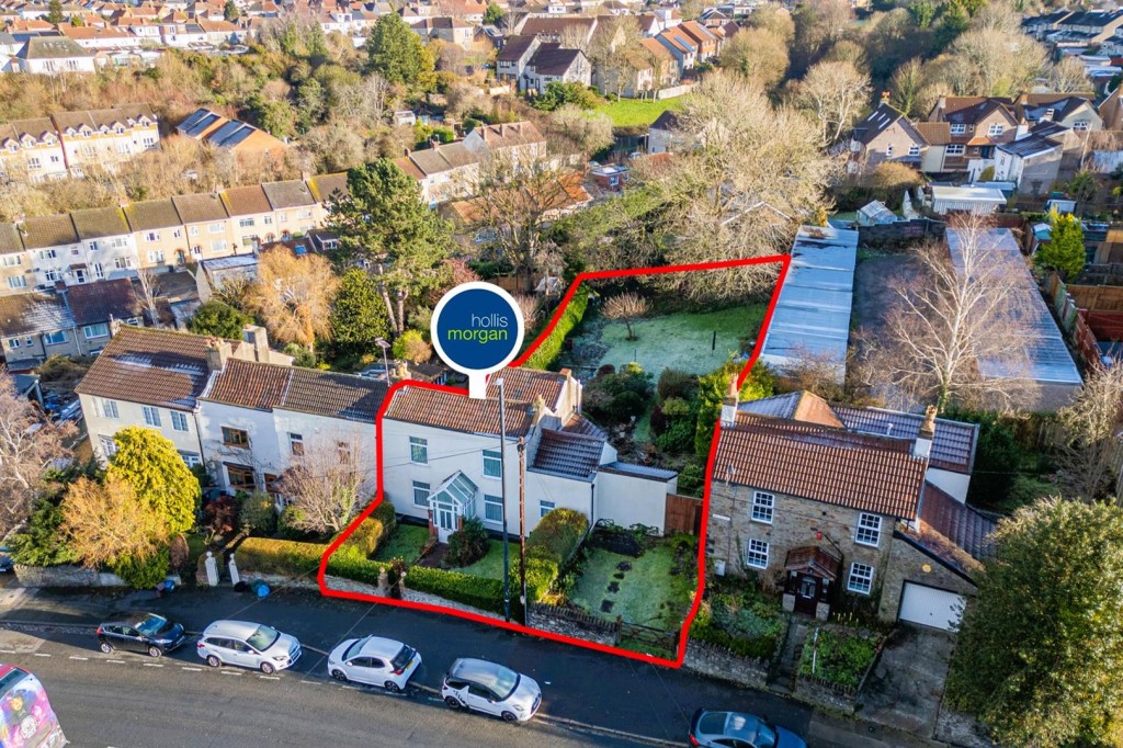 LARGE GARDEN + HUGE POTENTIAL | HANHAM, 3 bedroom, House - 34407666